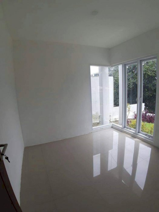 [Dijual] Rumah baru 2 lantai harga 1 lantai di Jatinangor | IDRumah