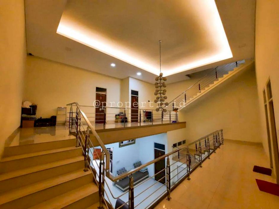 [Dijual] Rumah Mewah dan Konsep Minimalis 3 Lantai Perumahan Pantai ...