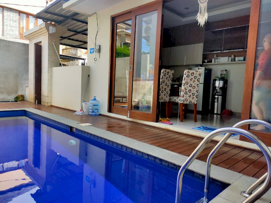 Dijual rumah model villa minimalis modern full furniture di sedap malam ...