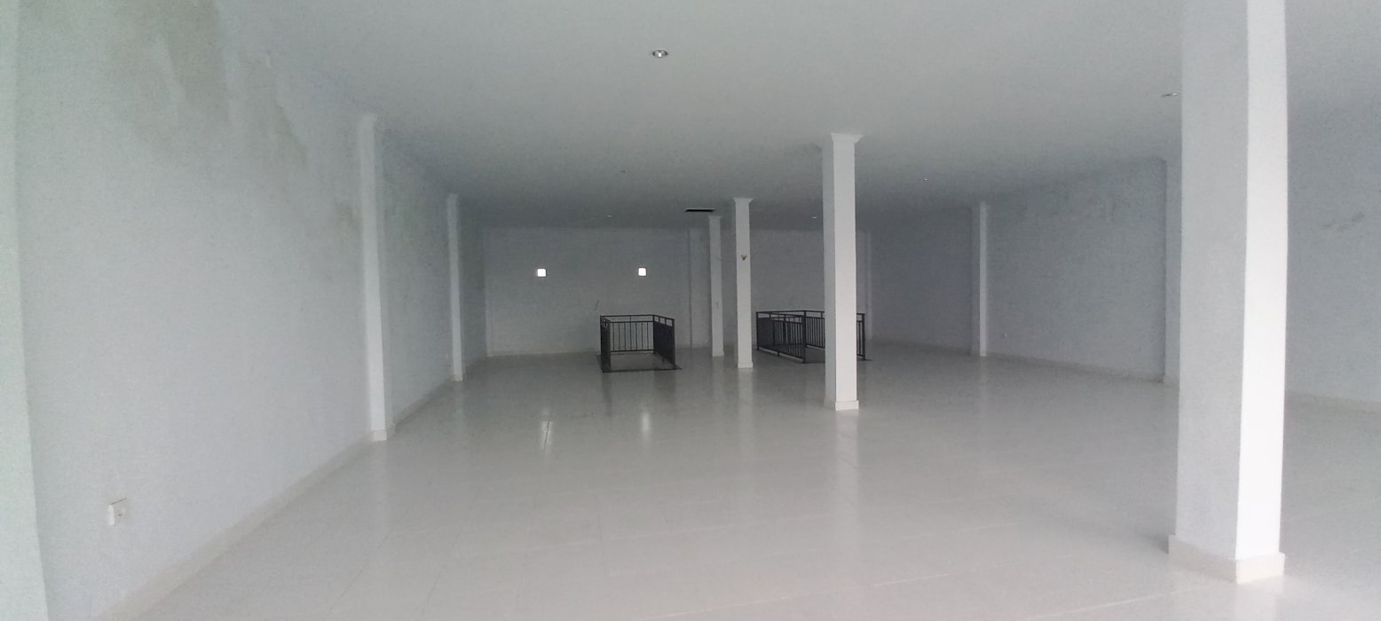 Disewakan Ruko 2 lantai Bangunan Baru Kerobokan | IDRumah