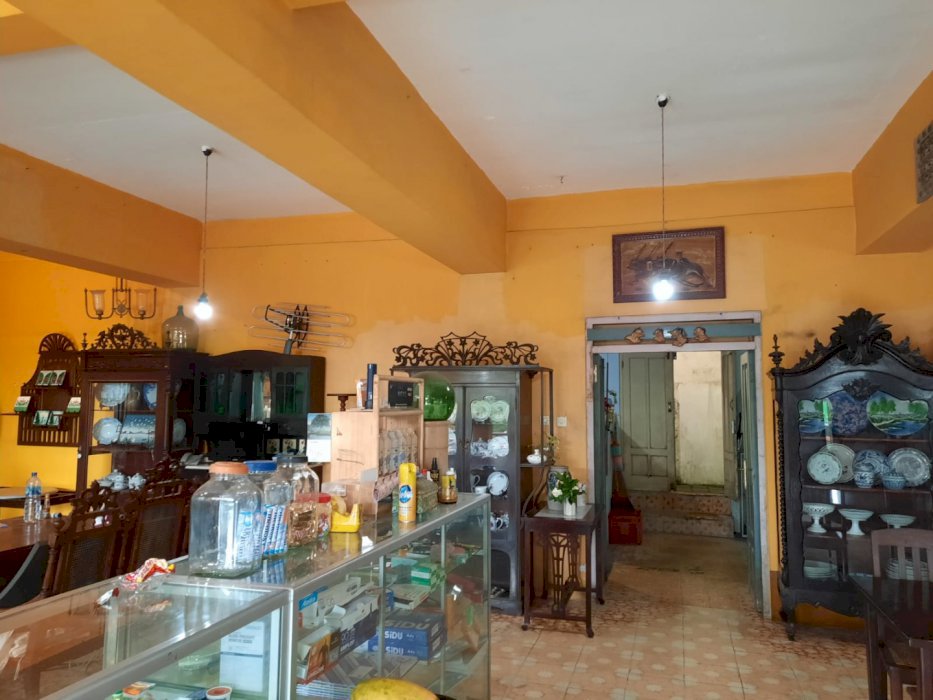 Jual Toko & Restoran, Hotel lokasi sangat strategis | IDRumah