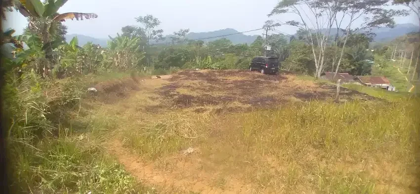 Dijual Sebidang Tanah Bersertifikat Hak Milik Luas 1000 m² lebih | IDRumah